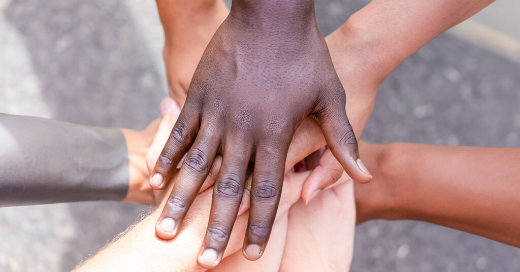 Currículo decolonial: educação antirracista e diversidade - Educador360 Currículo decolonial: educação antirracista e diversidade - Educador360